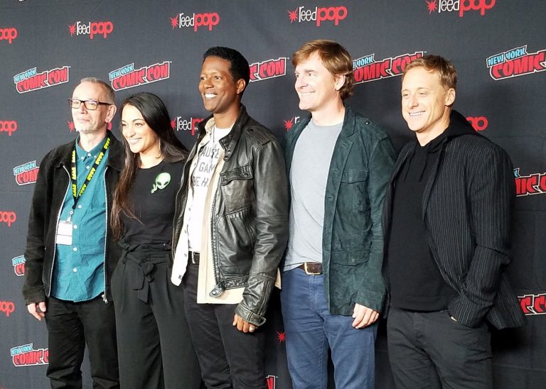 Resident Alien at NYCC 2019: Aliens Among Us – The Geekiary